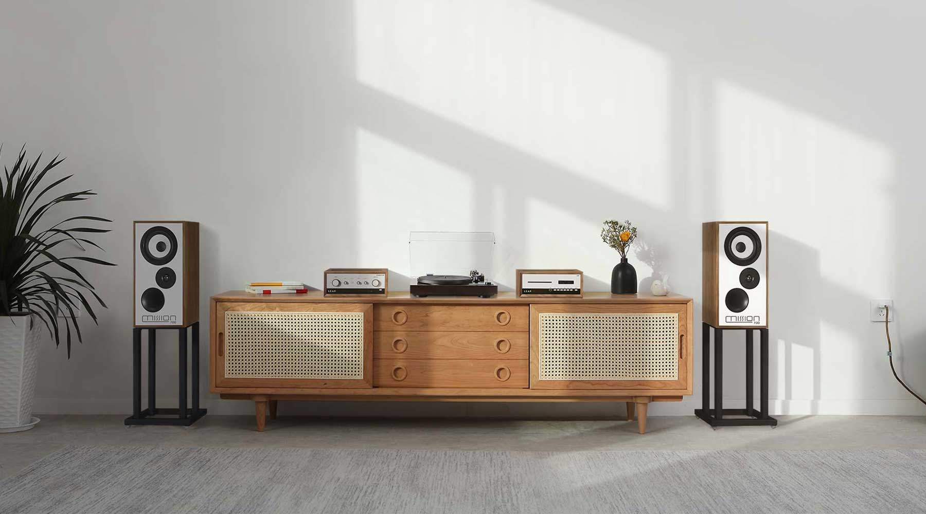 Mission 700 – Just Nostalgia?? – Audio Visual Revolution