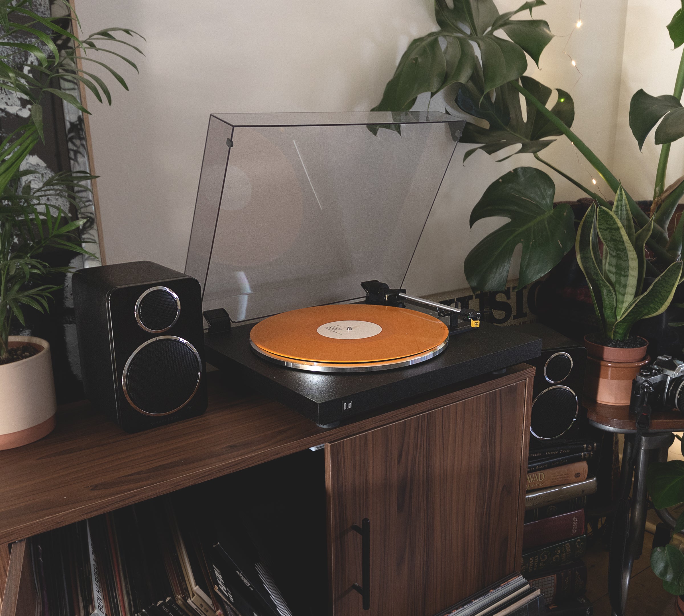 Plug-n-Play Turntables – Audio Visual Revolution